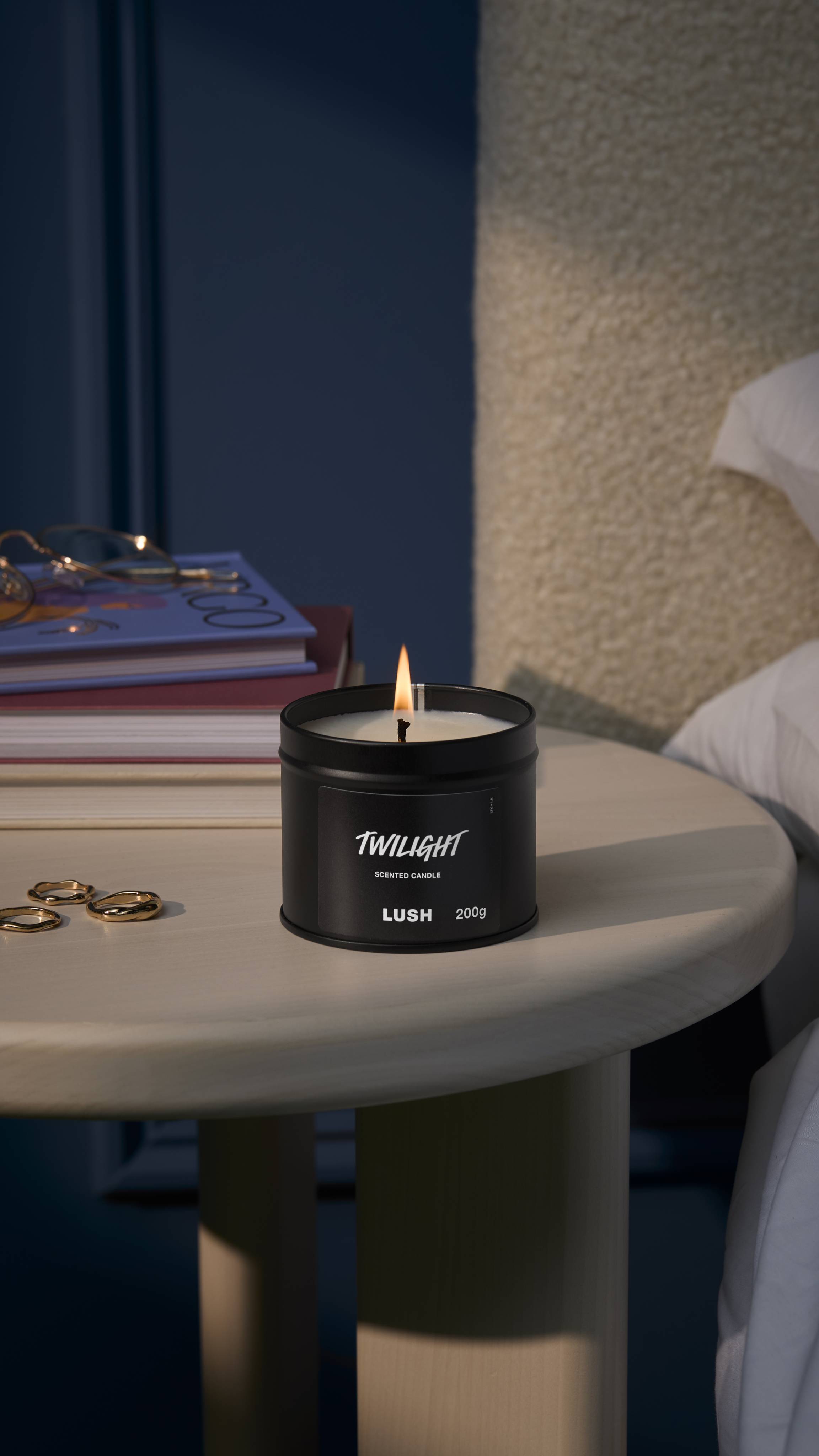Twilight | Single Wick Candle | LUSH